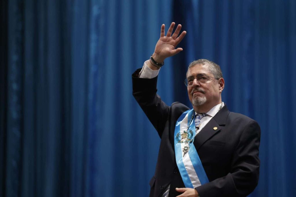 Bernardo Arevalo Finally Sworn In as President of Guatemala - Confidencial