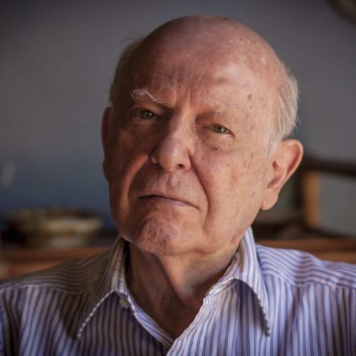 Héctor Dada Hirezi, autor en Confidencial