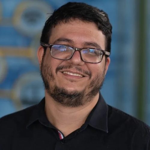 Viktor Chagas, autor en Confidencial