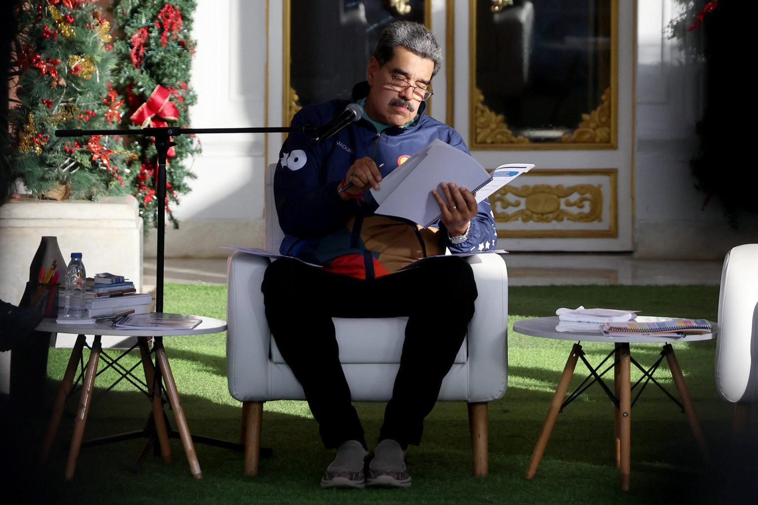 Un plan de salida para Nicolás Maduro - Confidencial