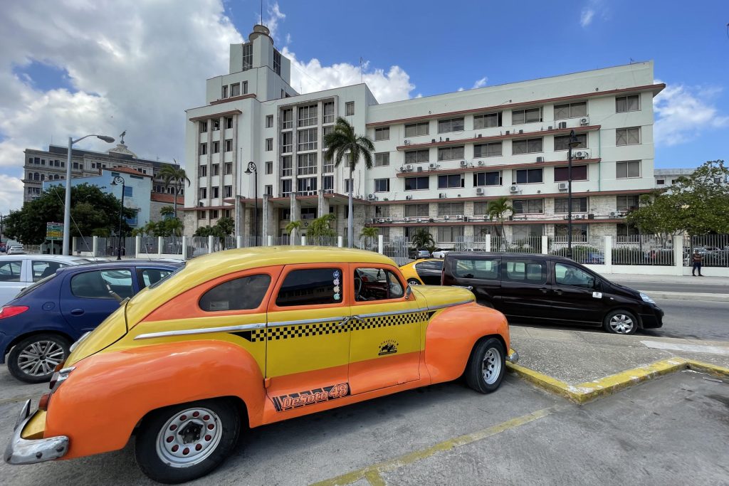 El camino hacia la recolonización de Cuba - Confidencial